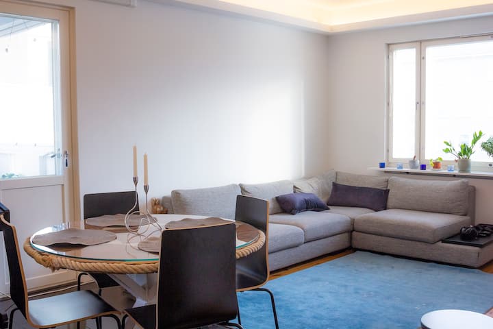 Lovely 2-room Apartment With A Balcony In Helsinki - Helsinki