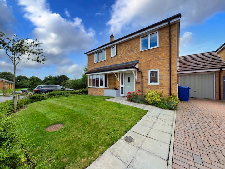 4 Bedroom Home Ideal For Silverstone Race Events - Towcester