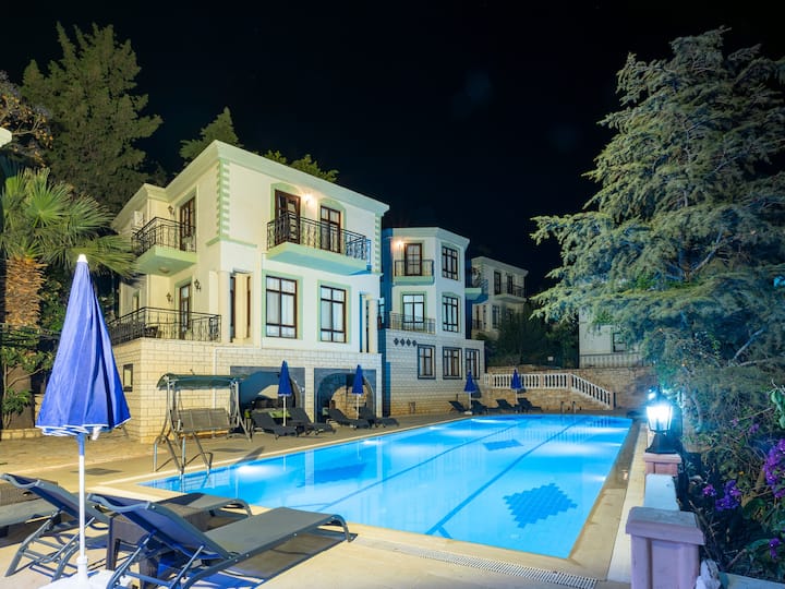 Kalkan Merkezde Ortak Havuzlu 2+1 Villa - Karalos - Kalkan