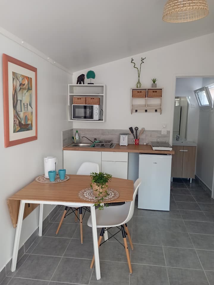 Joli Studio Tout Confort Proche Des Plages - Marignane