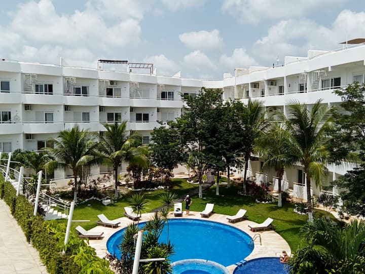 Amazing Beach Zen #327 W/ Scooters And Fiber-optic - Cozumel