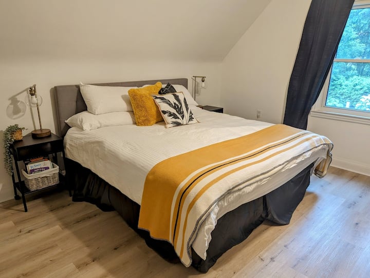 Mist & Magic Lodge - Niagara Falls