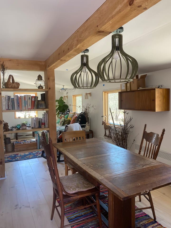 Fenced In, Renovated Cozy Pet Friendly, 3 Bd/2bt - Livingston Manor, NY