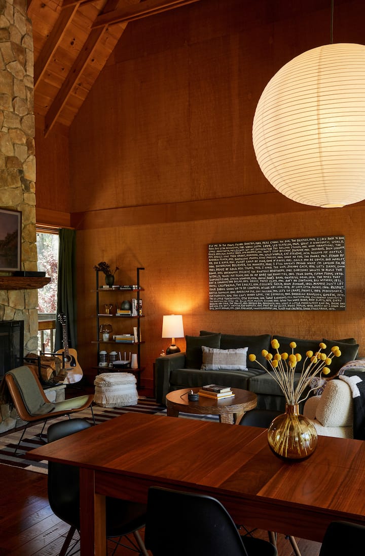 Quiet, Stylish Cabin In Forest | Nature Getaway - Lake Arrowhead, CA