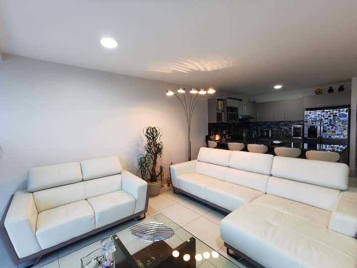Habitación Privada Vista Al Atardecer (Comodidad) - San José
