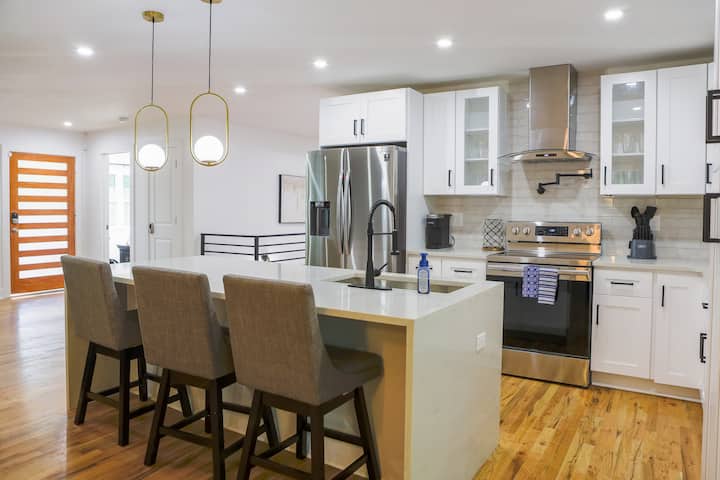 4thofjulygetaway+$0cln+6bdrm+4bth+gmrm+5mitomidtwn - 애틀랜타
