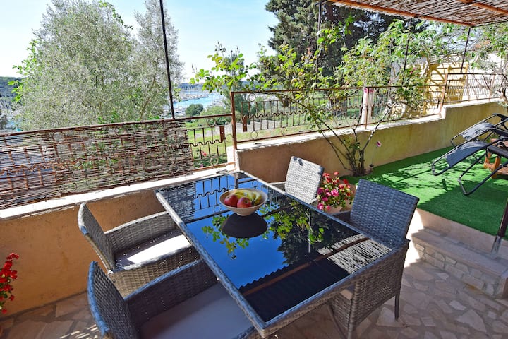 Cozy Ap. For 2-3 In Beach Near - Pula