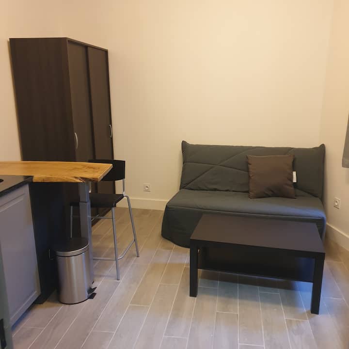 Toulon : Superbe Appartement En Plein Centre Ville - Toulon