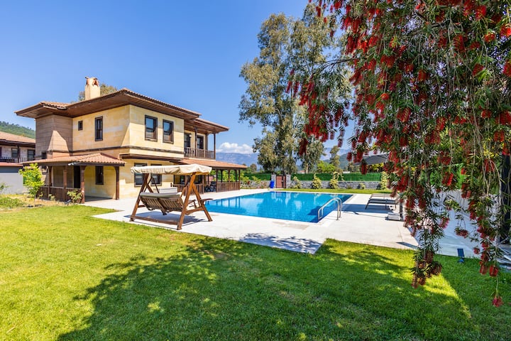 Villa Zarif Doğal Ve Sessiz  Bir Tatil Sunar - Akyaka