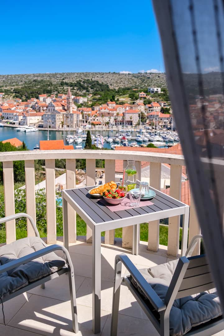 Renovated Apartment With The Sea View In Milna  #2 - Milna