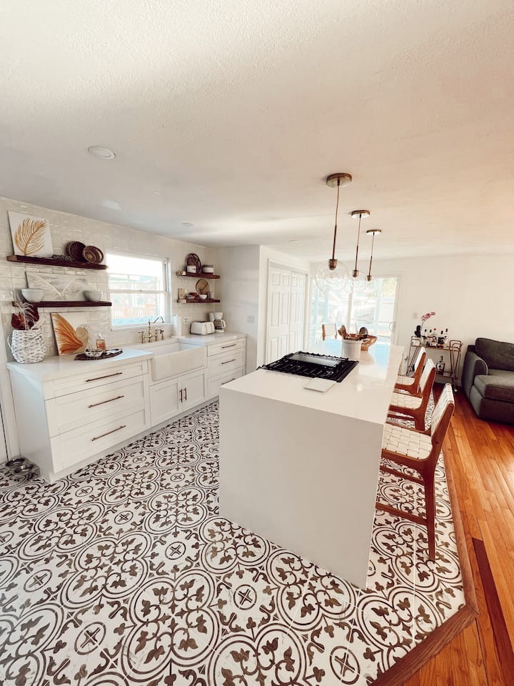 New! Amazing Updated Key Largo Home 45ft Dock/lift - Key Largo, FL