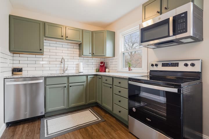 3bd / 2ba Centrally Located - Louisville, KY
