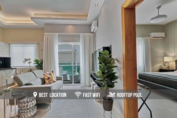 Downtown 1br Penthouse | Rooftop Pool & Gym - Santo Domingo