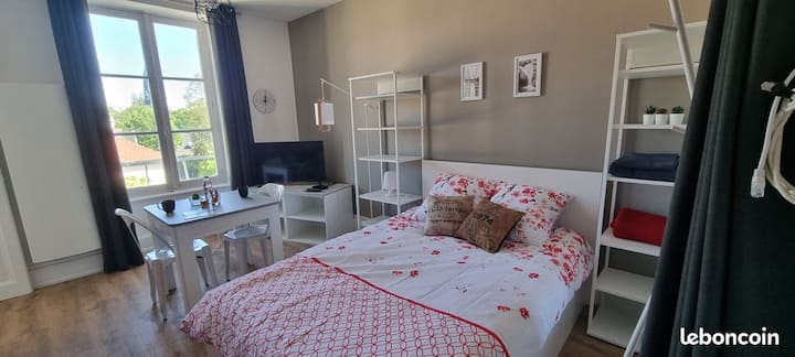 Vittel : Studio Neuf En Centre-ville Idéal Curiste - Vittel