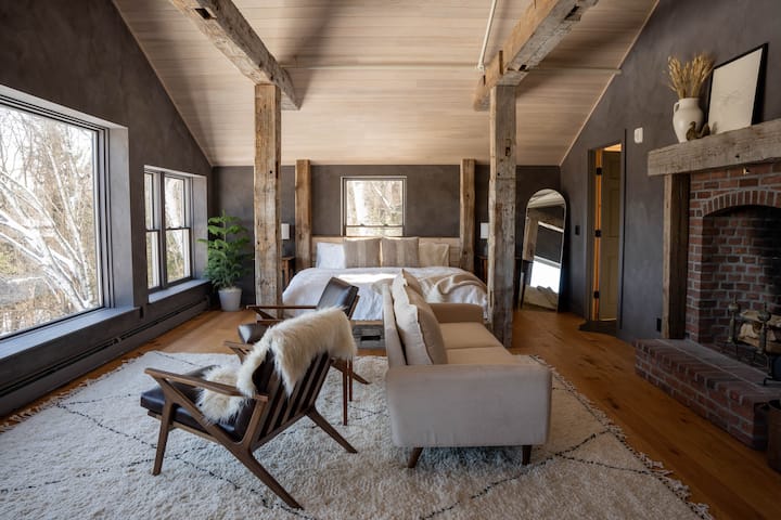 Sterling Forest Lodge <> Boutique Mountain Retreat - Stowe, VT