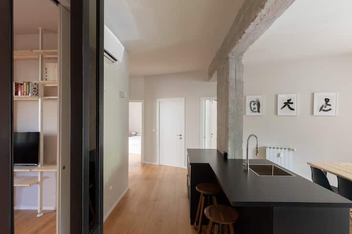 Modern Spacious Apartment On The Tevere - Rome
