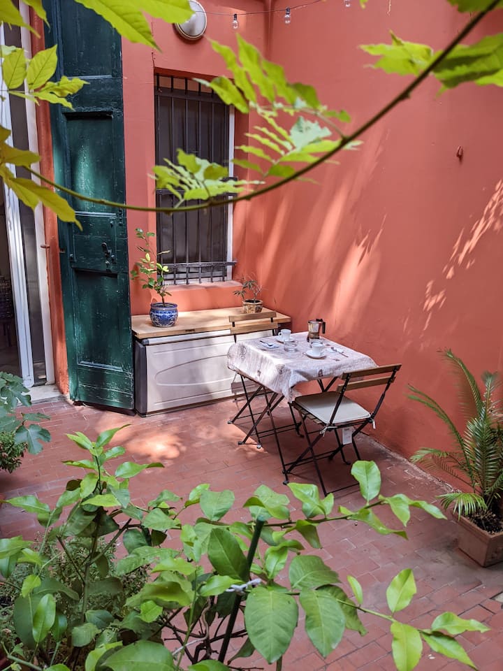 Affascinante Bilocale Nel Cuore Del Centro Storico - Bologne