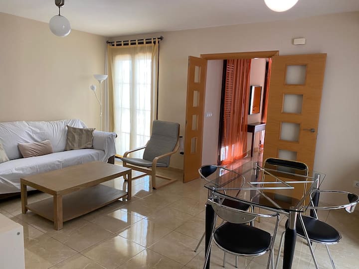 Piso En Pleno Centro Histórico Con Parking Privado - Antequera