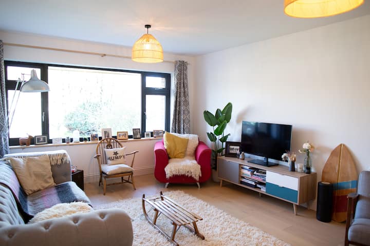 Light-filled 4 Bedroom Family Home Near The Water - Chichester