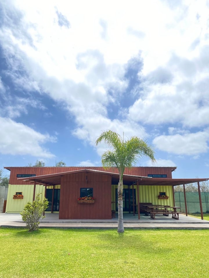Beautiful And Cozy Shipping Container - Ensenada