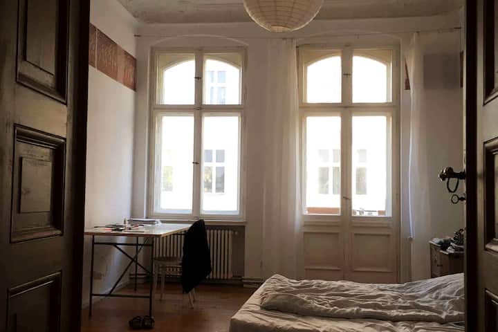 Bright Room With Balcony, Sustainable Lifestyle - Berlin