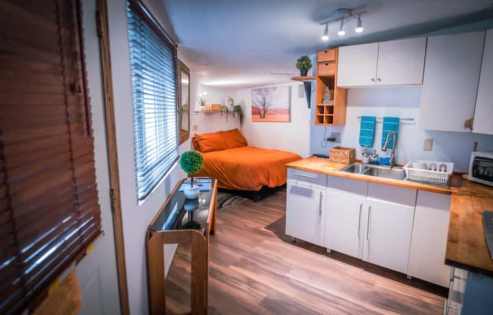 Cozy Studio In Upscale Chapultepec - City Views - Tijuana