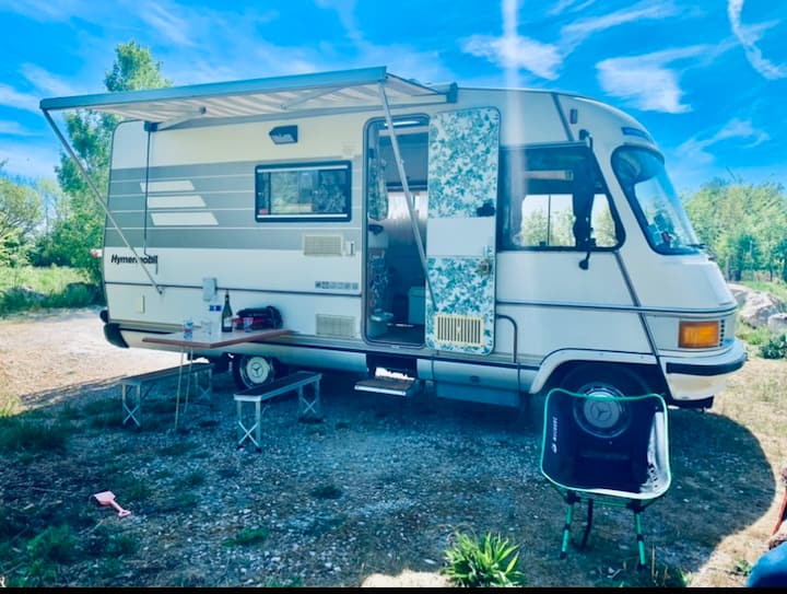 Camping-car Vintage - Monteux