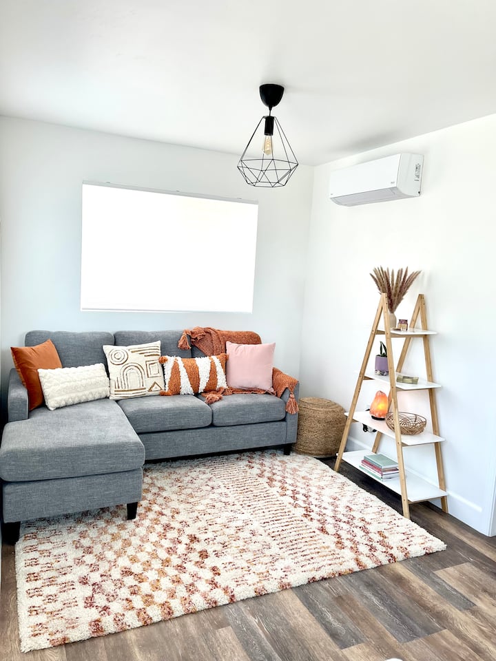 Cozy Allied Gardens Guesthouse. - Santee, CA