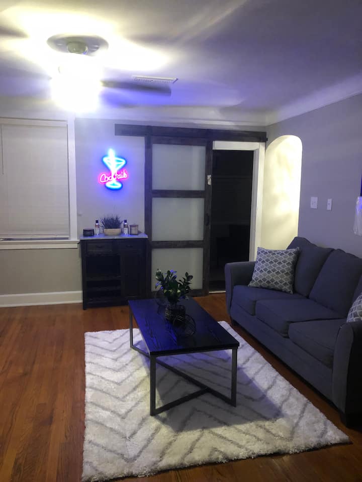 Cozy 2 Bed 1 Bath 30 Day Mid Term Rental . - La Nouvelle-Orléans, LA