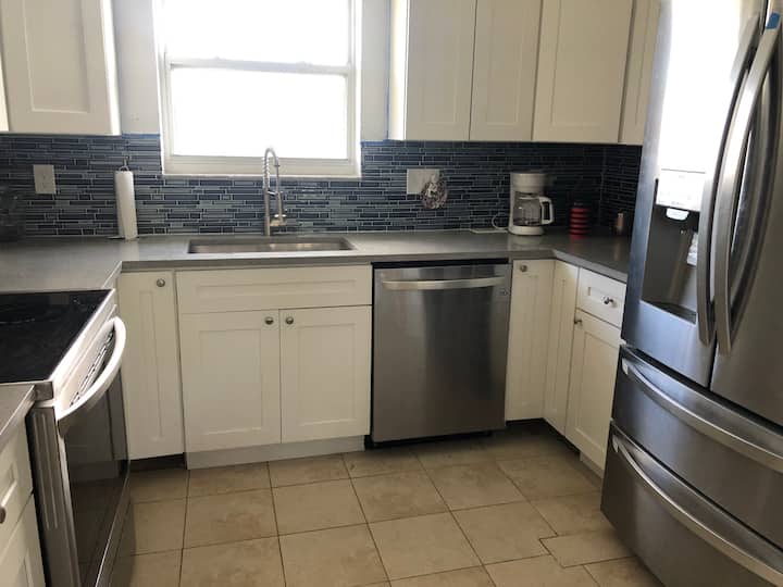 Best Location Ever!shopping Delray Beach & Atl Ave - Delray Beach, FL