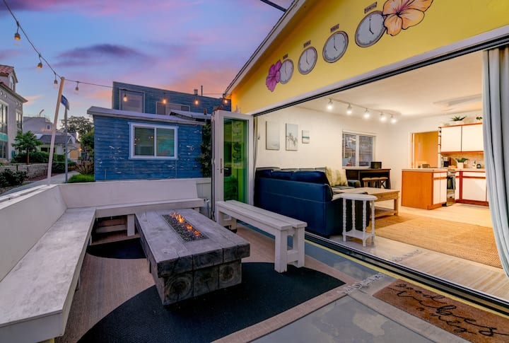 Yellow 2-bedroom Cottage Steps To The Beach - Mission Beach - San Diego