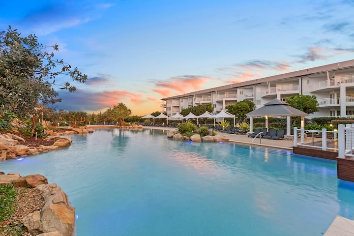 The Pool Resort Kingscliff - 1 Bdr Spa Suite 7312 - Kingscliff