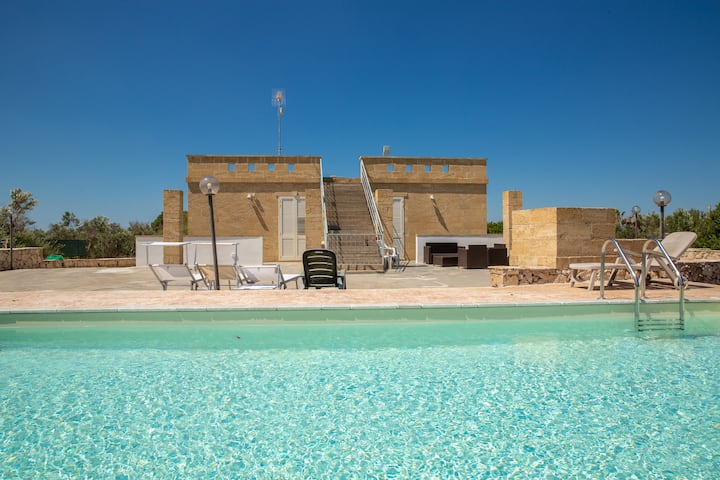 Prestigiosa Villa Con Piscina - Gallipoli