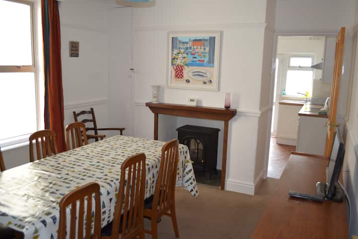 'Victoria House' 4- Bedroom Home With Garden - Topsham