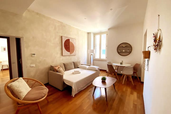 Bohemian Cosmo Home - Rome