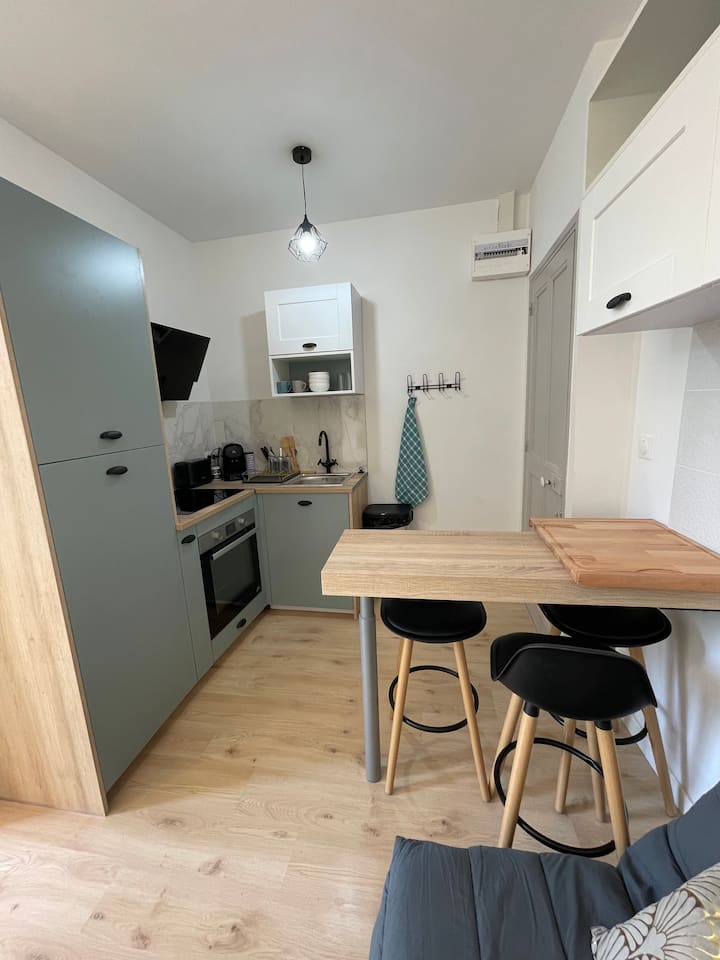 Avignon : Le Pastel,appartement Près Des Remparts - Avignon