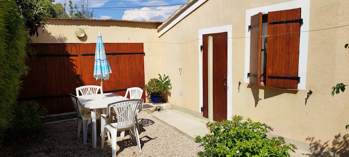 Grand Studio Privatif De 32m2 - La Seyne-sur-Mer