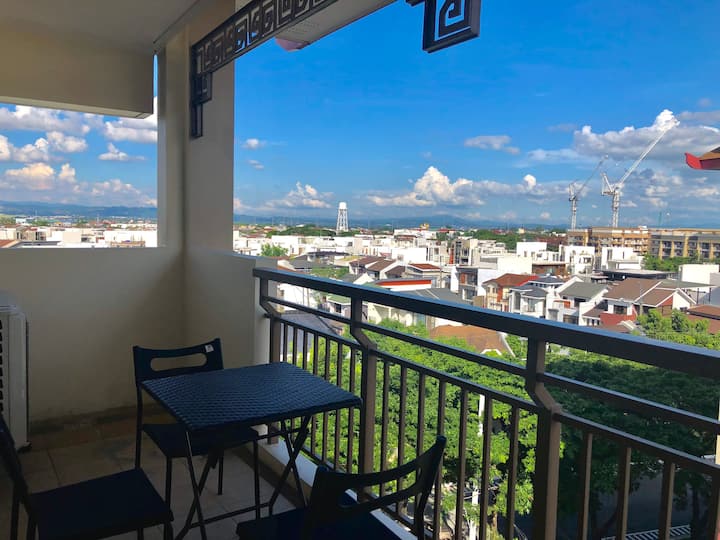 Condo In Taguig City, Nearby Bgc Heartofmetro - Makati