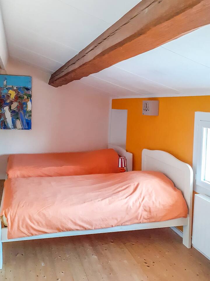 Chambre Deux Personnes Dans Maison Charentaise. - Arvert