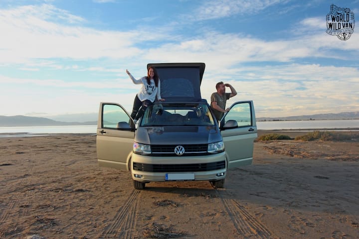Disfruta De Autocaravana En Barcelona Y Cataluña - Gavà
