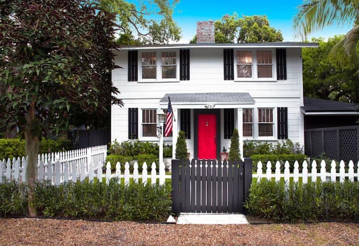 Lovely Historical Home 4 Beds Mins To Beach - 포트로더데일