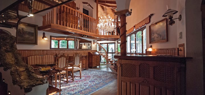 Traditional Slovak Room, Close To City Centrum - Bratislava