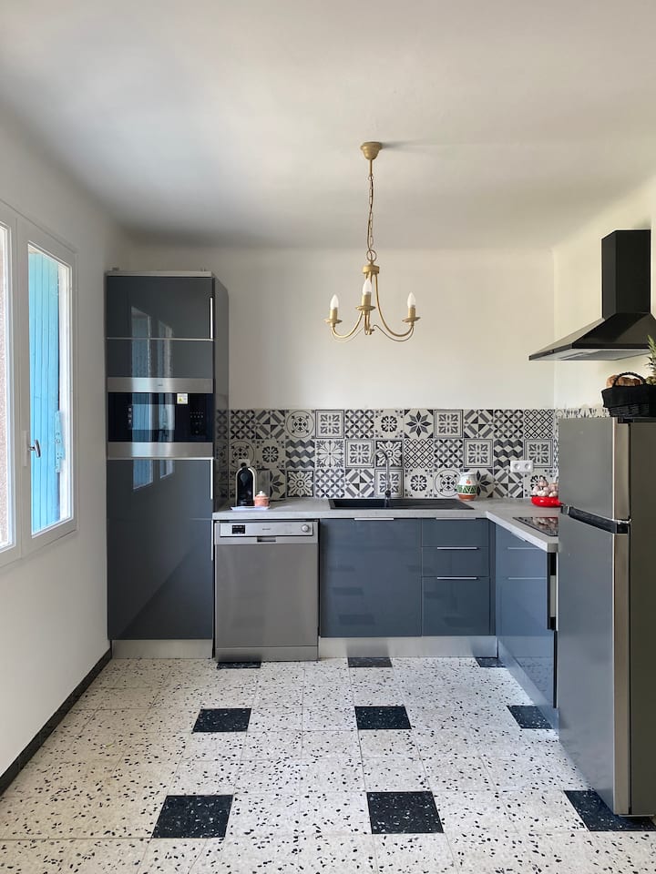 Maison De Vacances Proche De L’herault Et La Plage - Vias