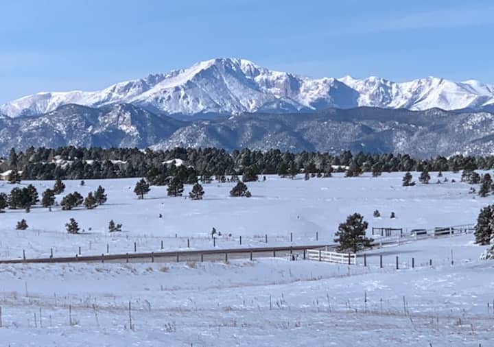 Christmas Family Getaway Or Mid-term Rental - Larkspur, CO