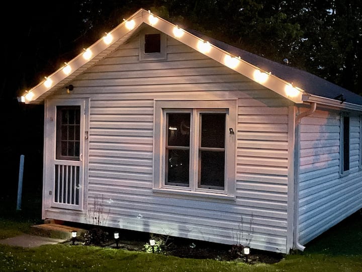 Sweet And Cozy Gotl 2 Bdr Cottage- Pet Friendly! - Geneva, OH
