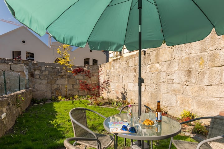 Cedofeita Relaxing Apartment With Private Garden - Porto