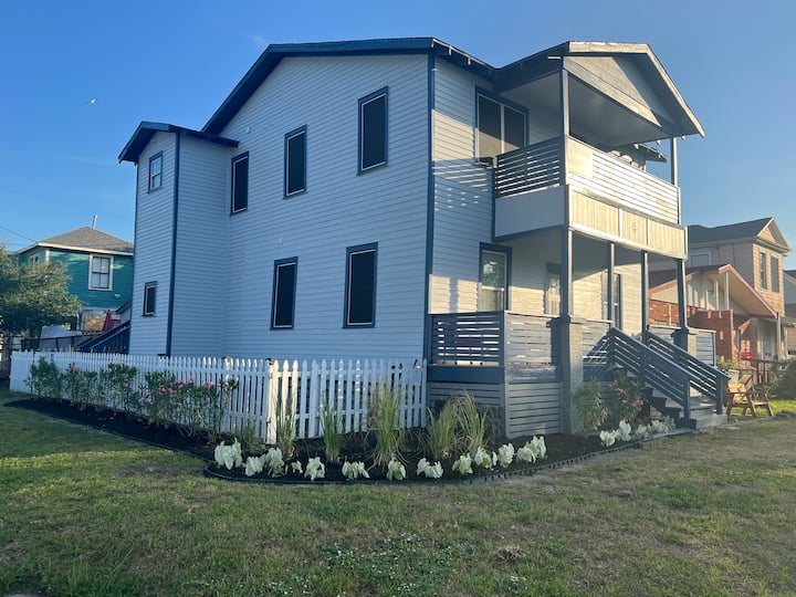 Dog Friendly 3bed-2 Bath W/laundry, Decks & Grill - Texas