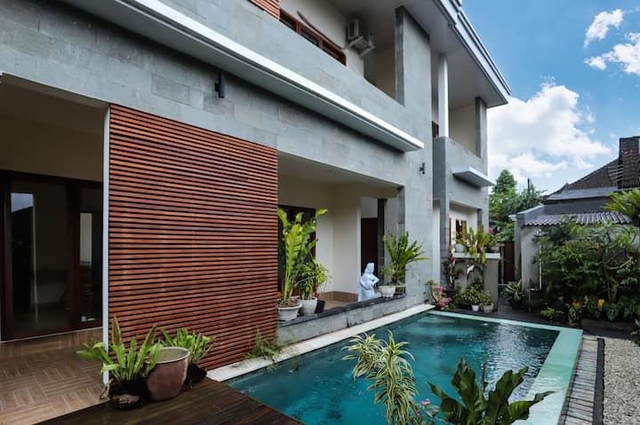 Central Ubud Modern Apartments + Private Kitchen - Bali