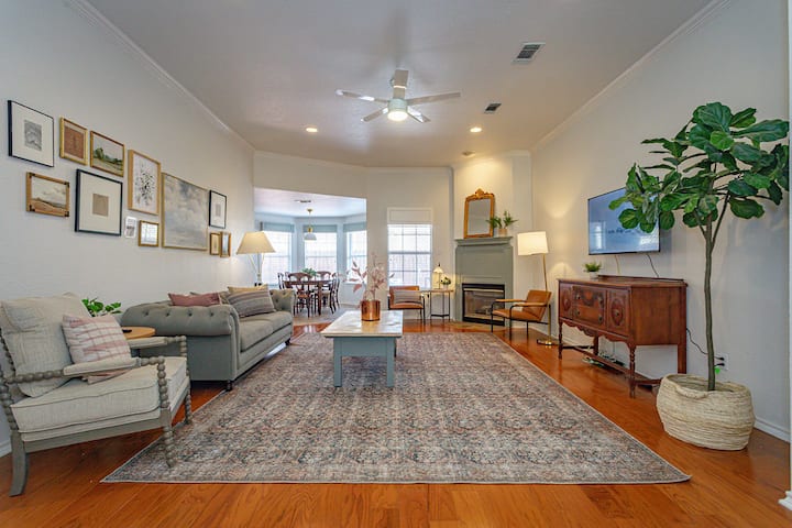 Holland Lake Trails Cozy Family Home - Weatherford, TX