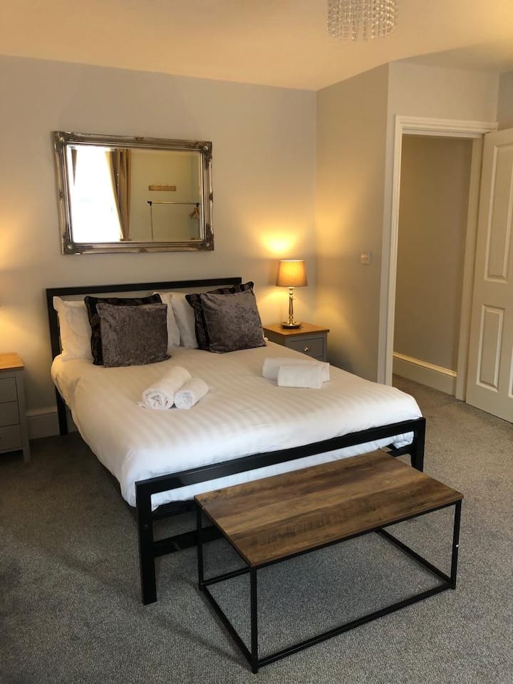 The Stuart Suite Spacious, Affordable, City Centre - York